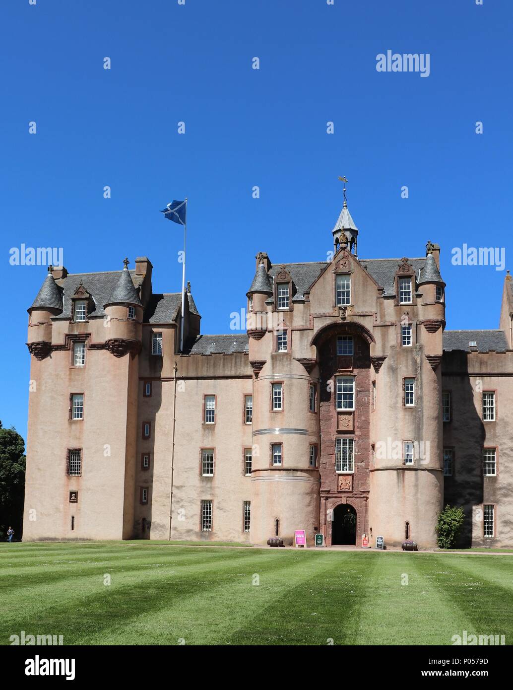 Scottish peel towers hi-res stock photography and images - Alamy