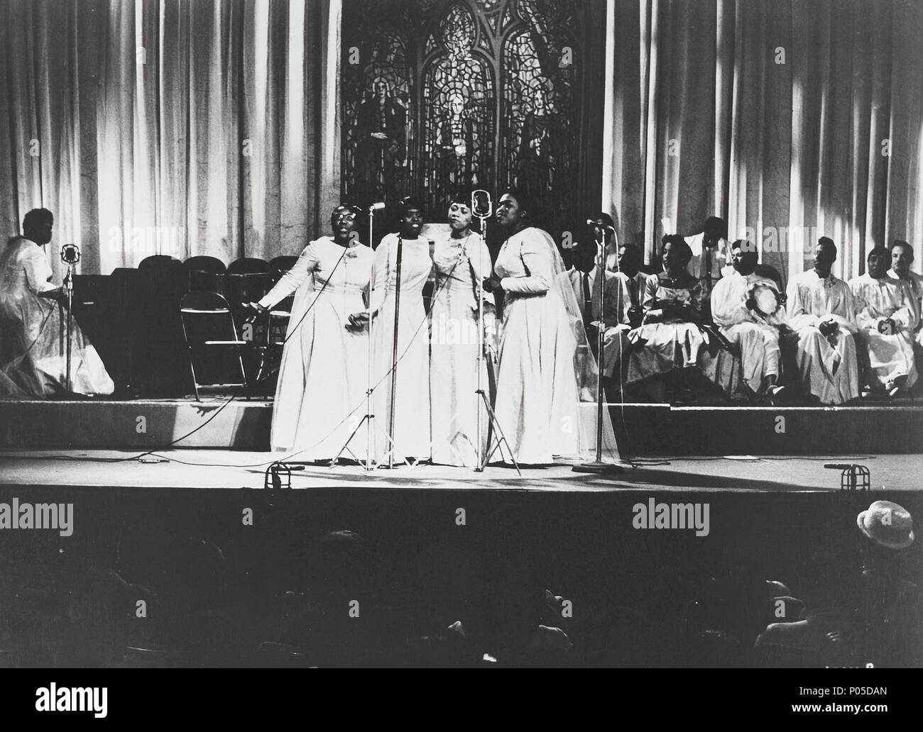 Original Film Title: MONDO DI NOTTE. English Title: MONDO DI NOTTE ...
