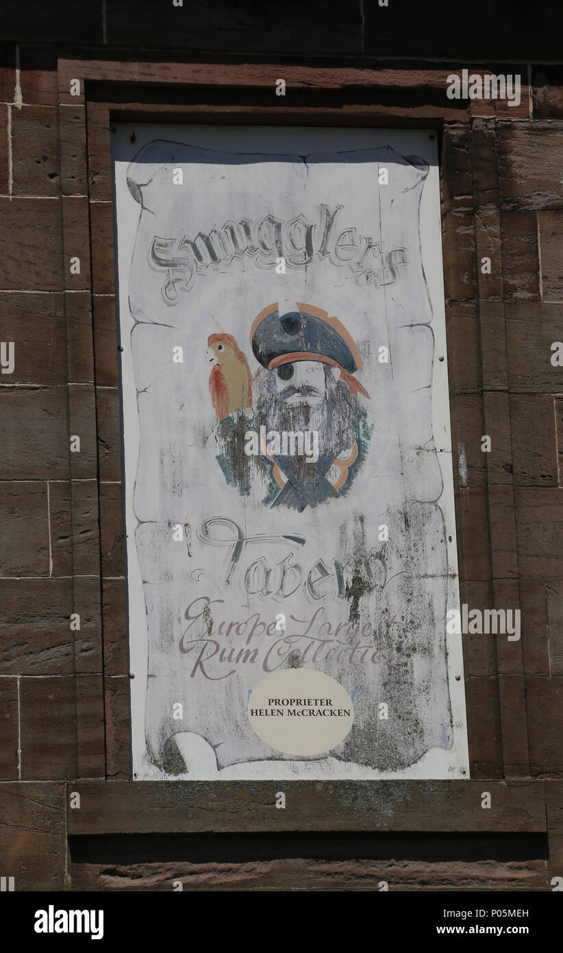 Smugglers pub sign hi-res stock photography and images - Alamy