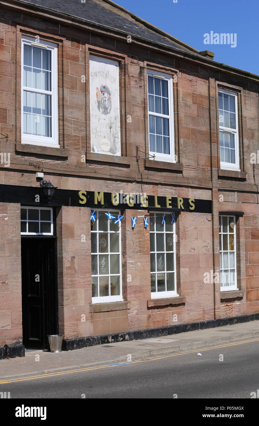 The smugglers inn hi-res stock photography and images - Alamy