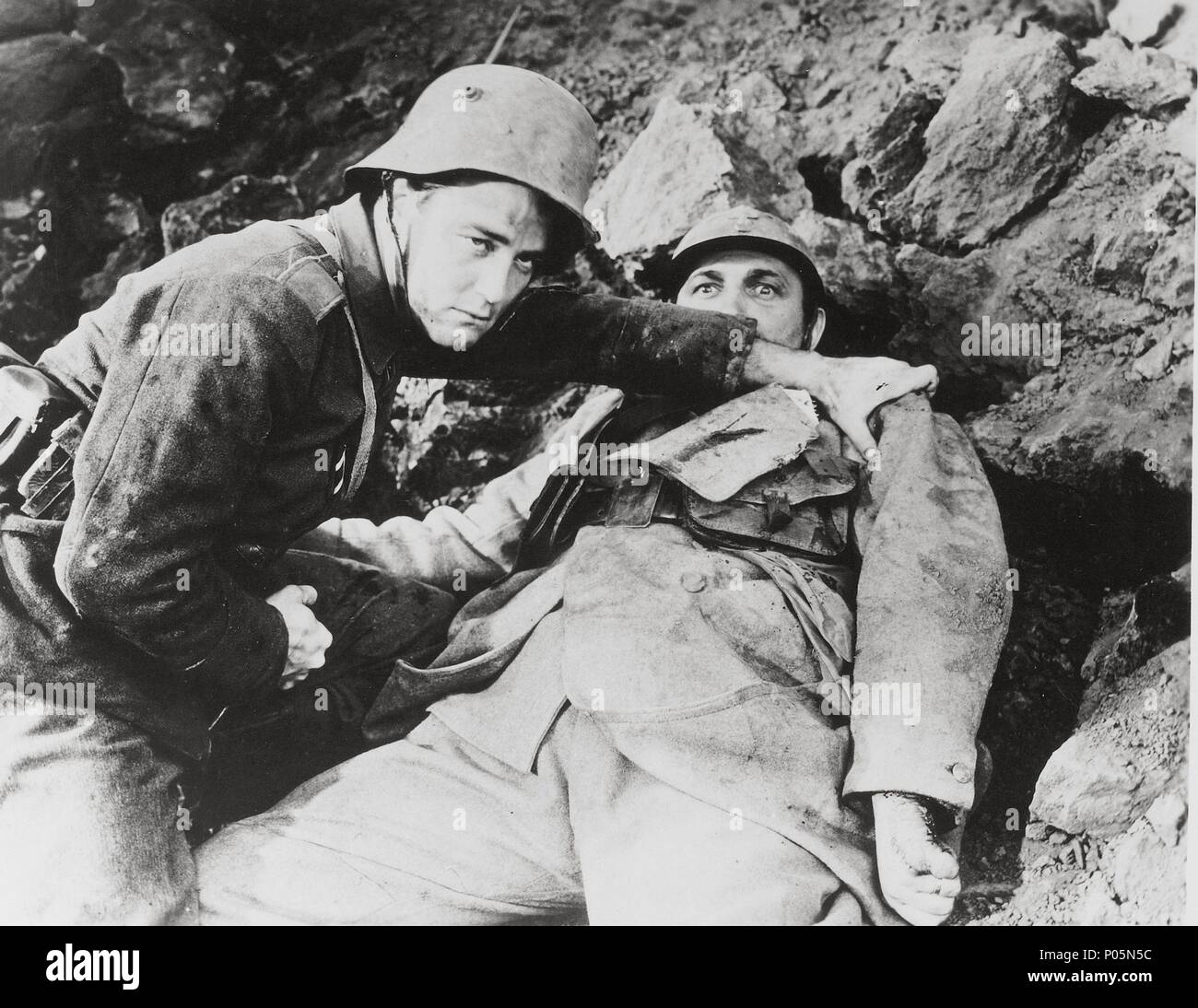 Lewis milestone lew ayres hi-res stock photography and images - Alamy