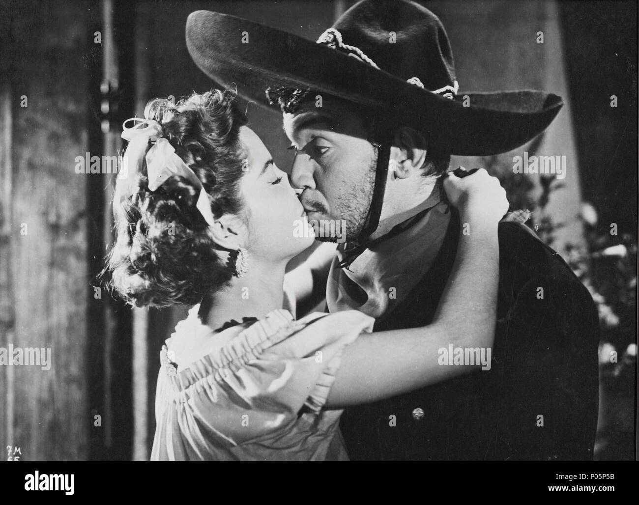 Original Film Title: SIETE MACHOS, EL. English Title: SIETE MACHOS, EL. Film Director: MIGUEL M ...