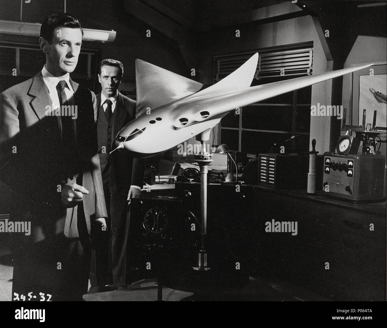 Original Film Title: THE NET. English Title: PROJECT M7. Film Director ...