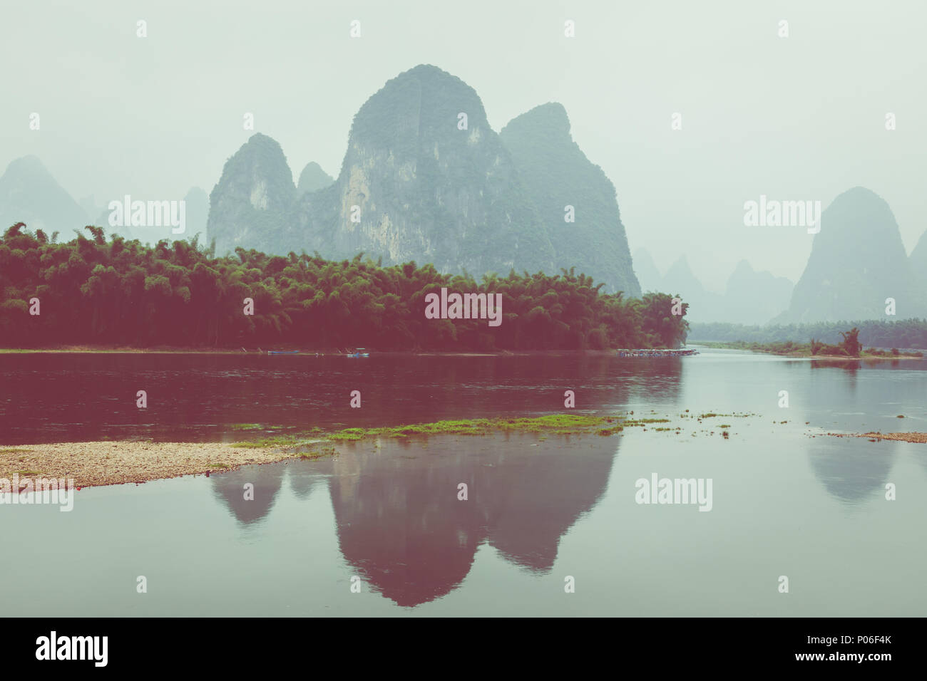 Guilin li river national park hi-res stock photography and images - Alamy