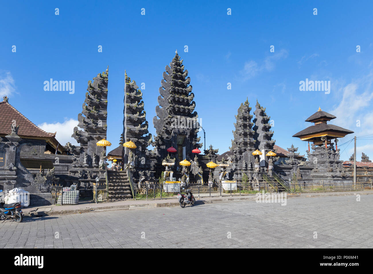 Pura Tuluk Biyu Batur, Bali, Indonesia Stock Photo - Alamy