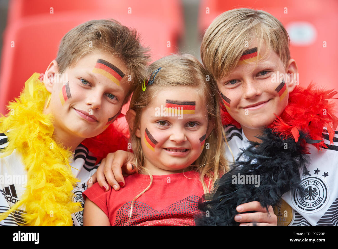 German boys hi-res stock photography and images - Alamy