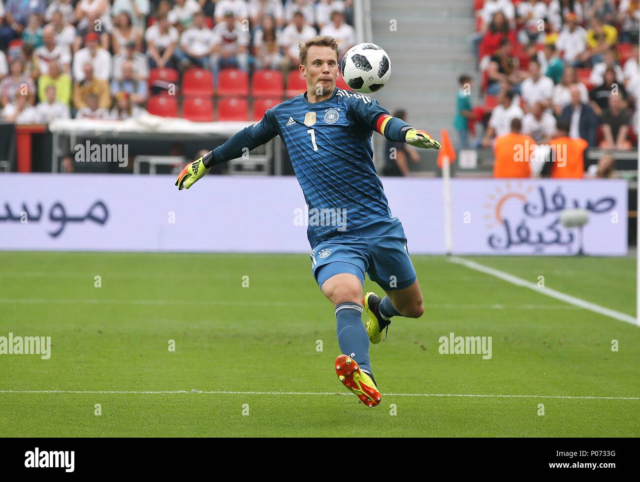 Saudi Arabia Goalkeeper High Resolution Stock Photography and Images ...