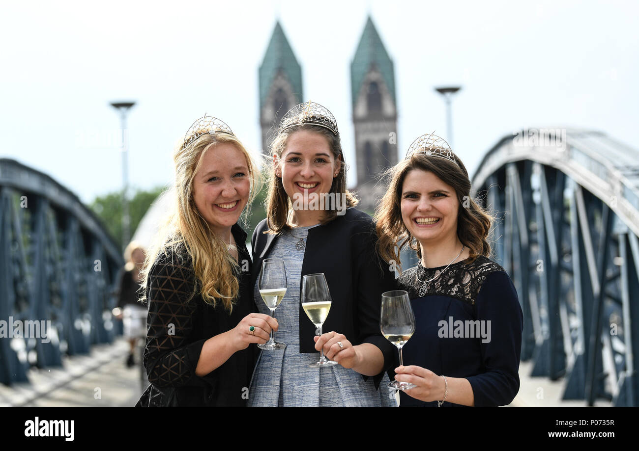 08 June 2018, Germany, Freiburg: Wine Princess Hannah Herrmann, Wine ...