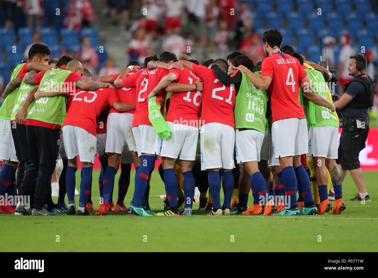 08 June 2018, Poland, Poznan: Soccer, friendly, Poland vs Chile at the ...