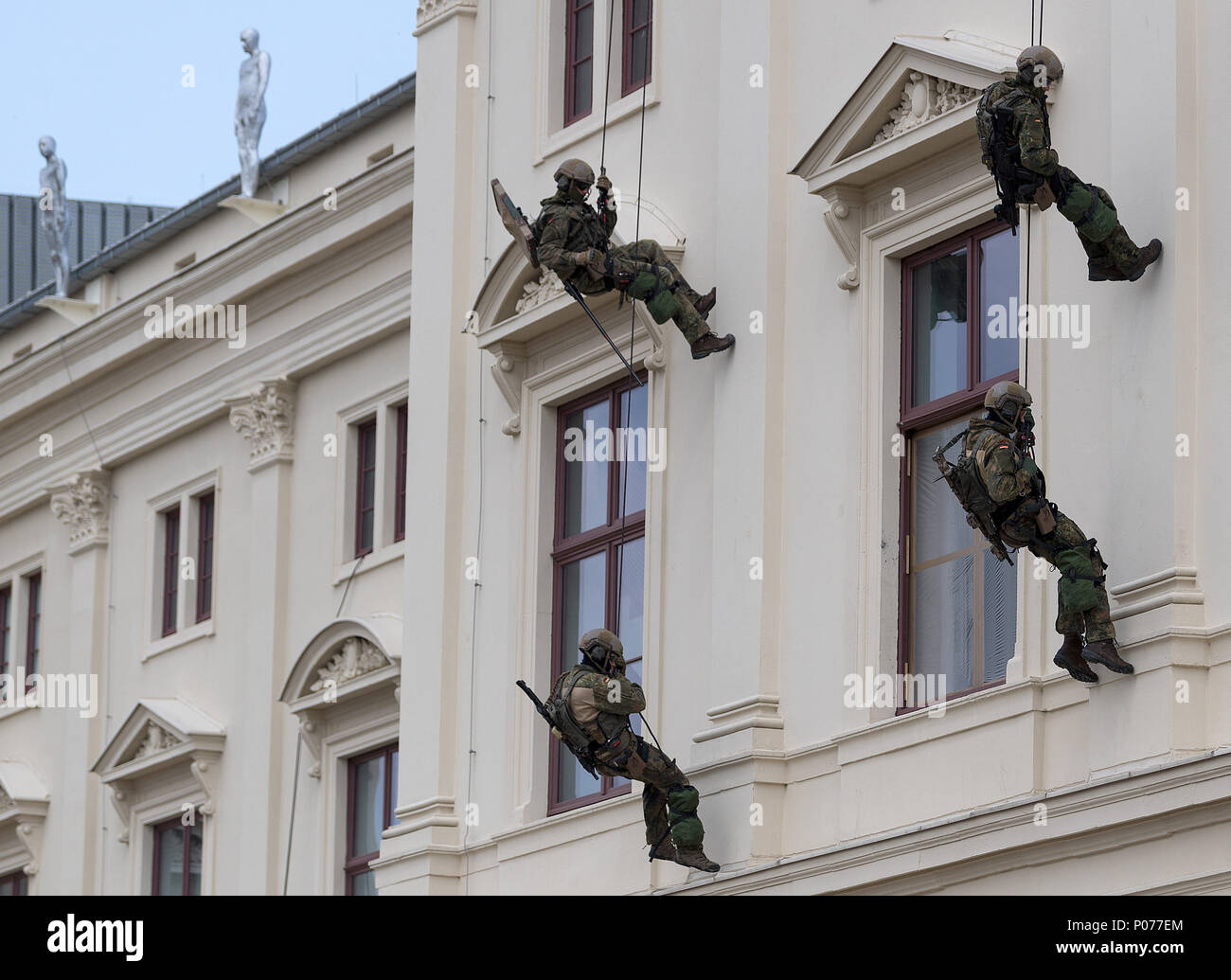 Germany, Dresden, Germany, Dresden, 09 June 2018, Special forces of the ...