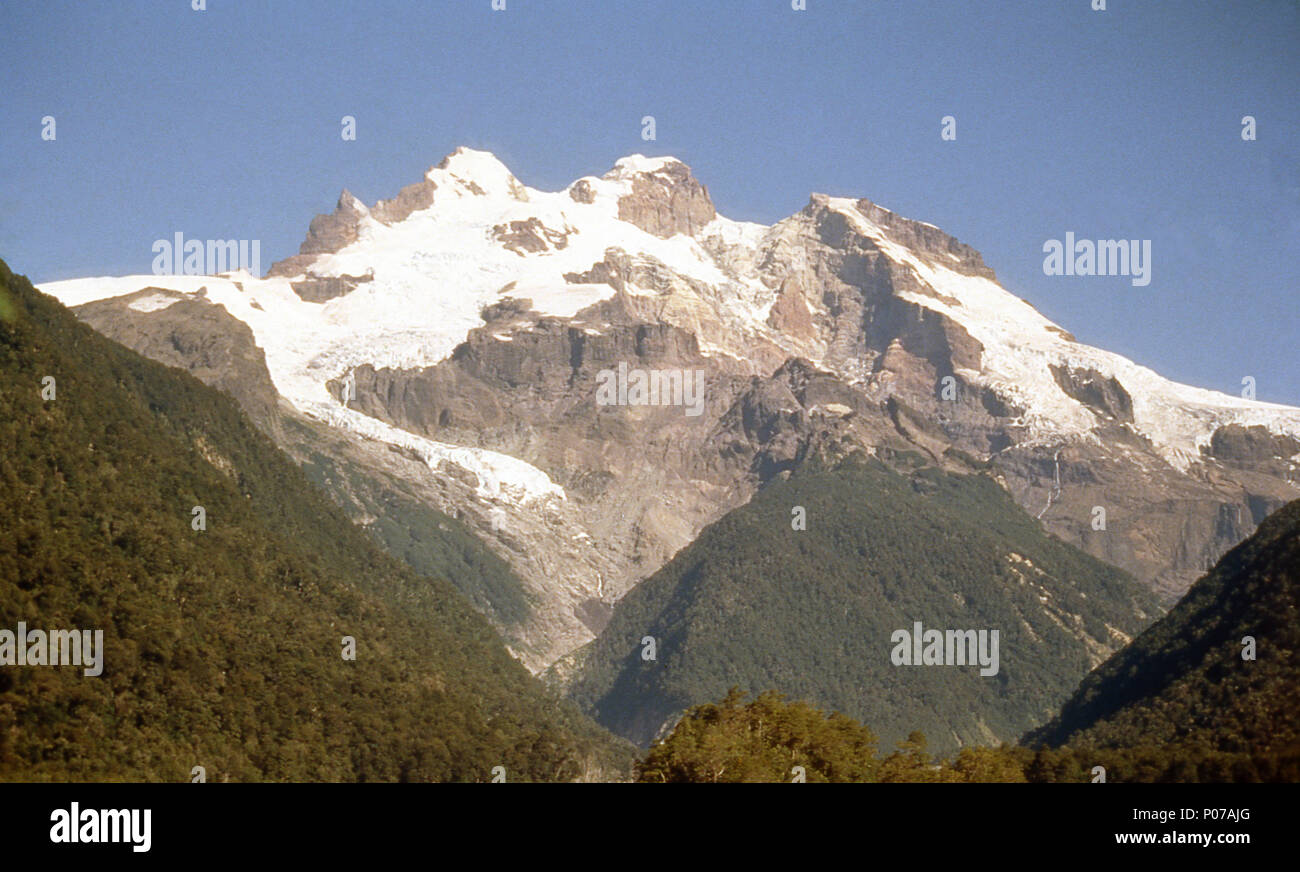 Monte balmaceda national park hi-res stock photography and images - Alamy