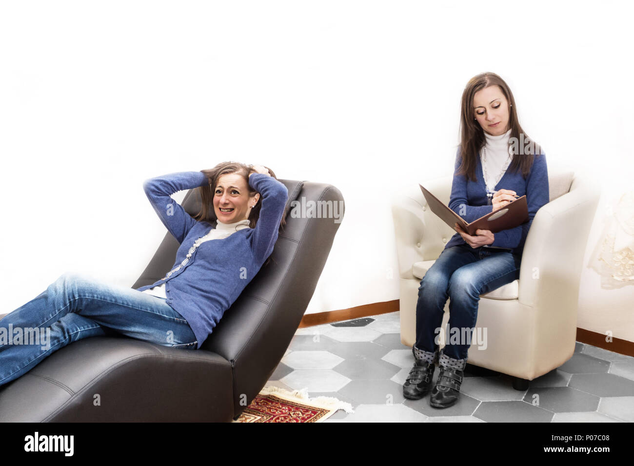 Session analysis hi-res stock photography and images - Alamy