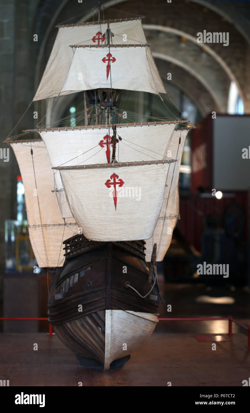 Ferdinand magellan ship hi-res stock photography and images - Alamy