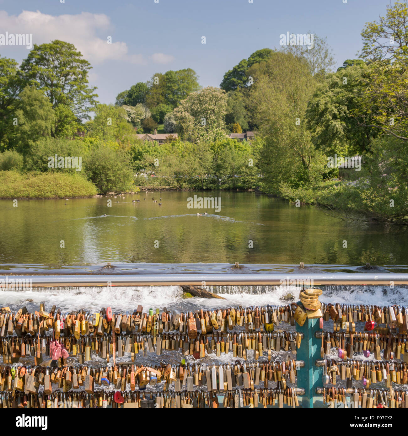 Bridge over river wye in bakewell hi-res stock photography and images ...