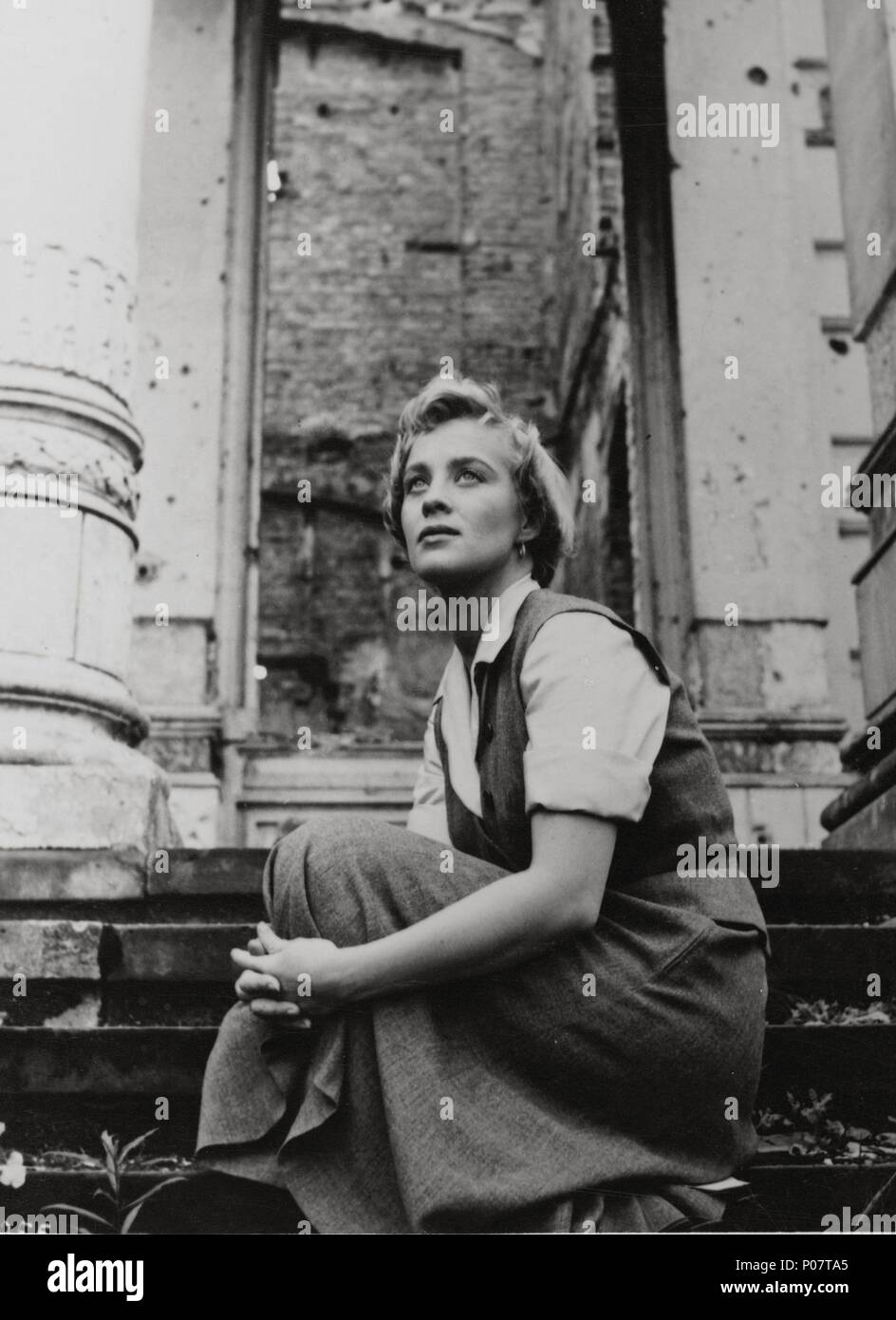 Original Film Title: A PRIZE OF GOLD. English Title: A PRIZE OF GOLD ...