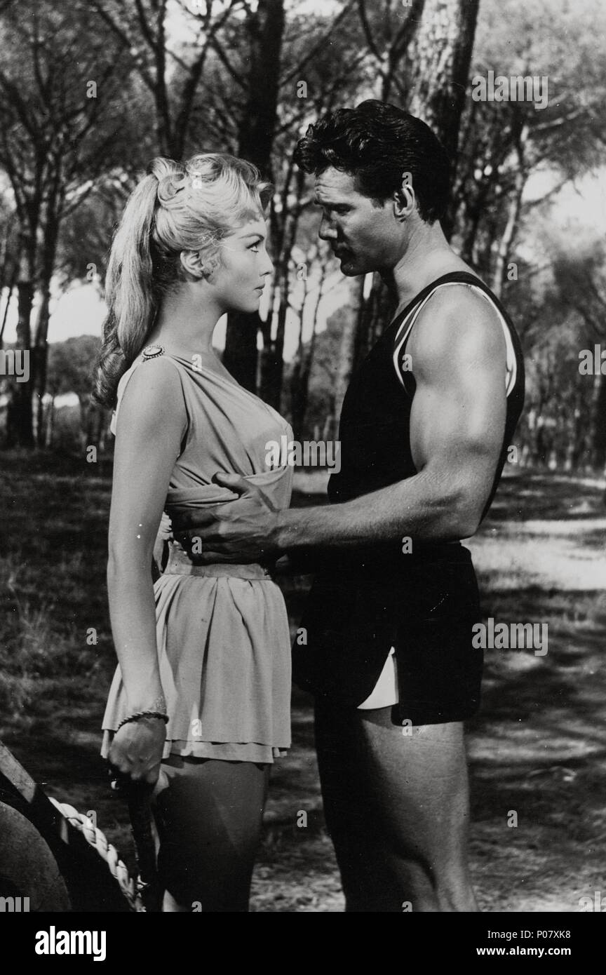 Giant of marathon film hi-res stock photography and images - Alamy