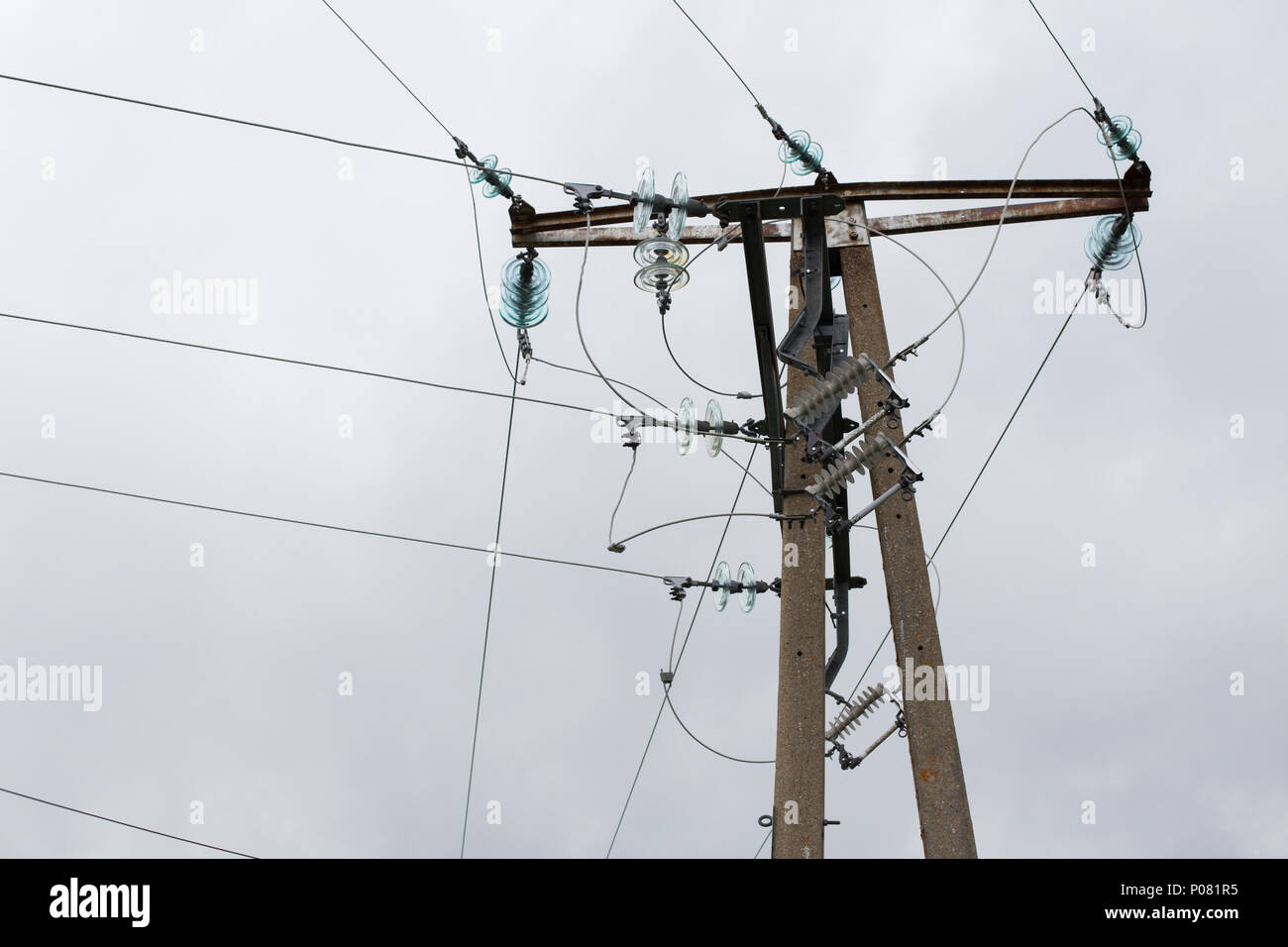 Electric pylon wood hi-res stock photography and images - Alamy
