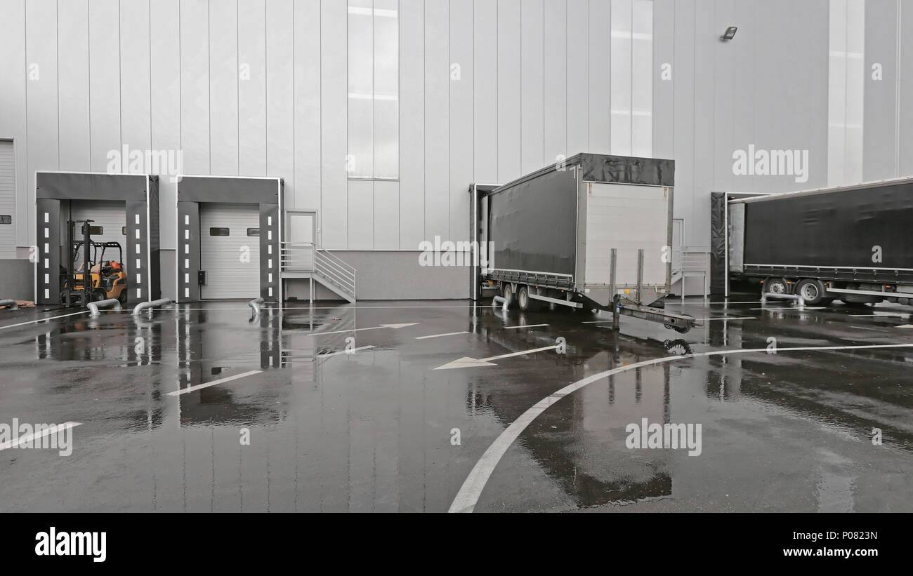 Truck and Trailer at Distribution Warehouse Loading Dock Stock Photo ...