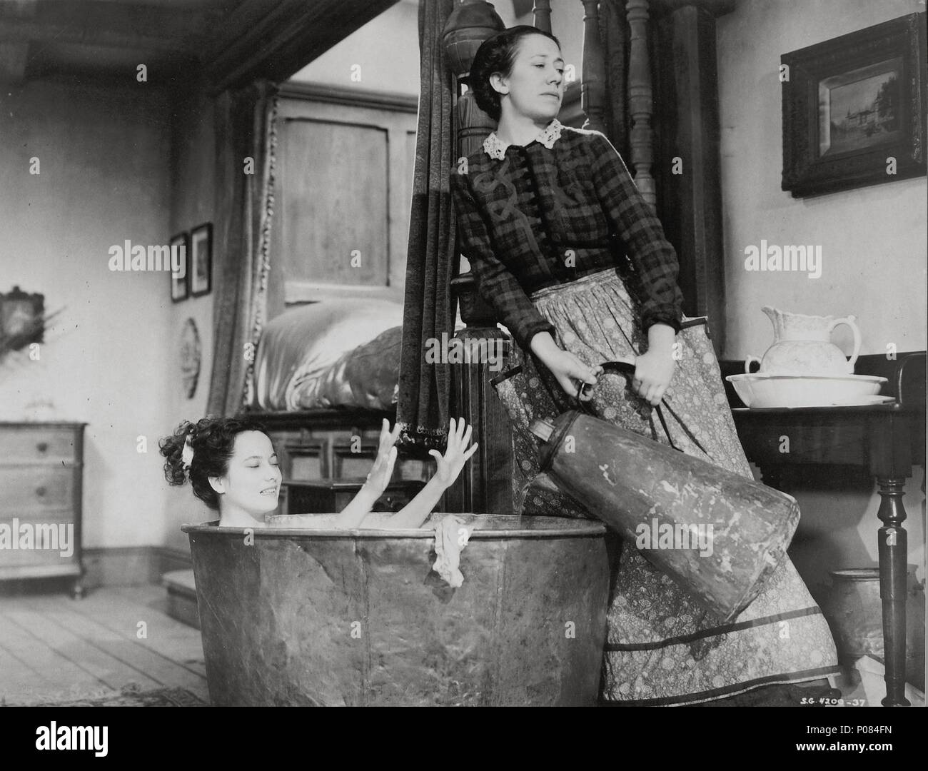 Flora robson hi-res stock photography and images - Alamy