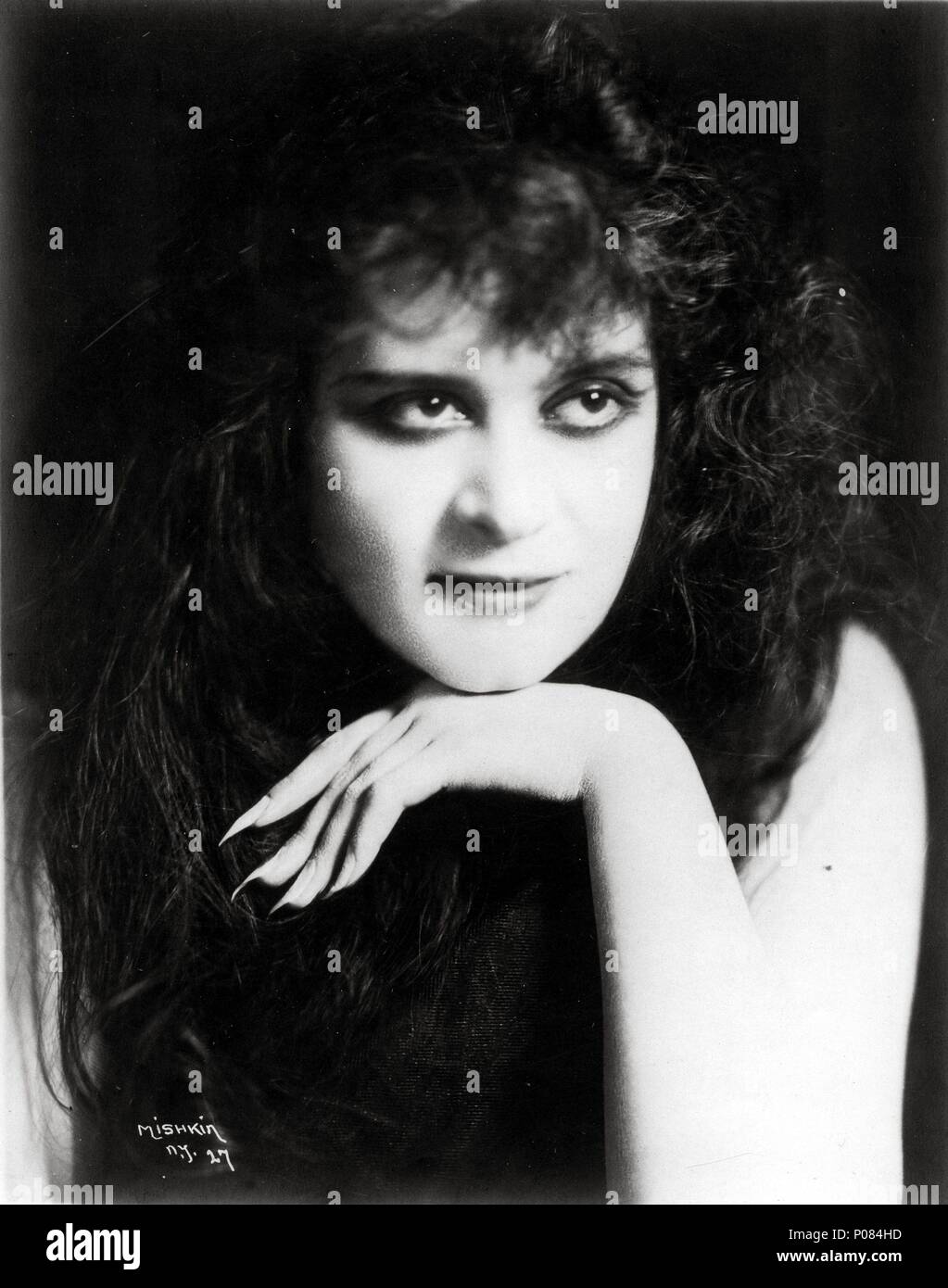 Theda bara a fool there was hi-res stock photography and images - Alamy