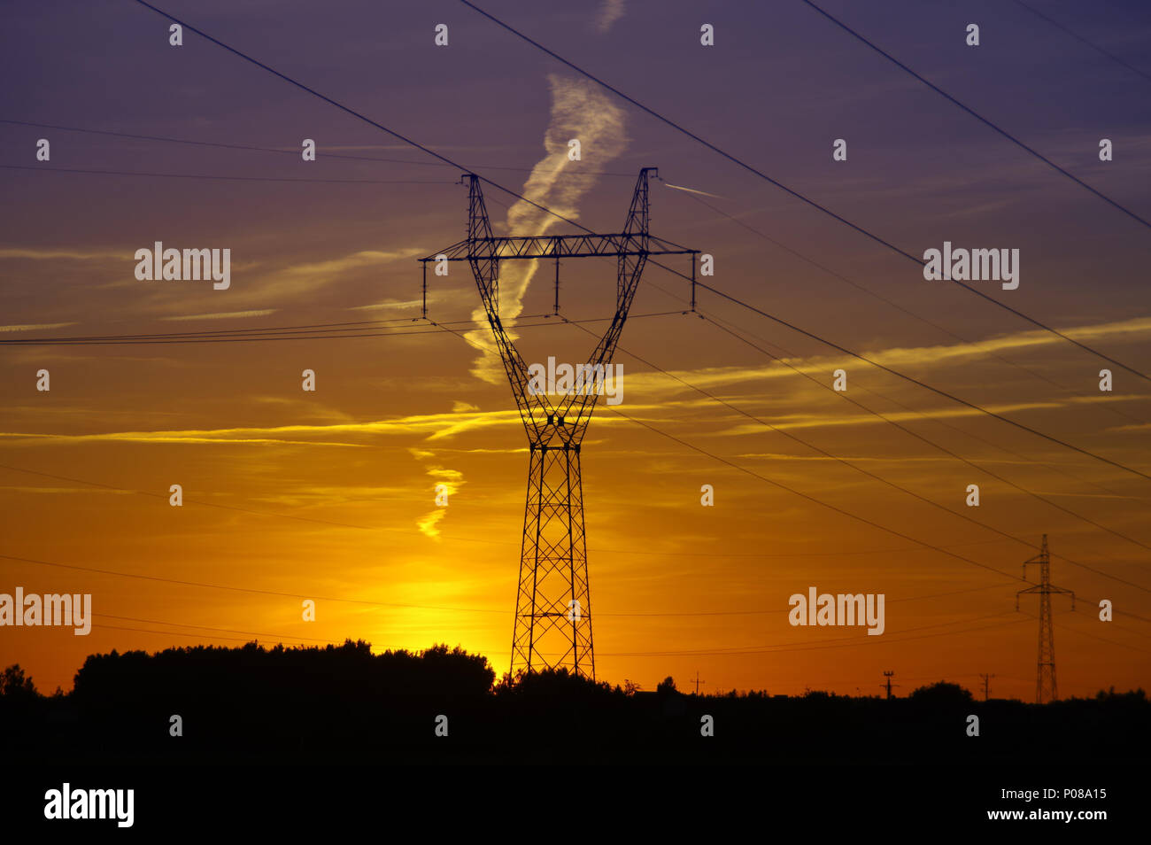 Electric tower hi-res stock photography and images - Alamy
