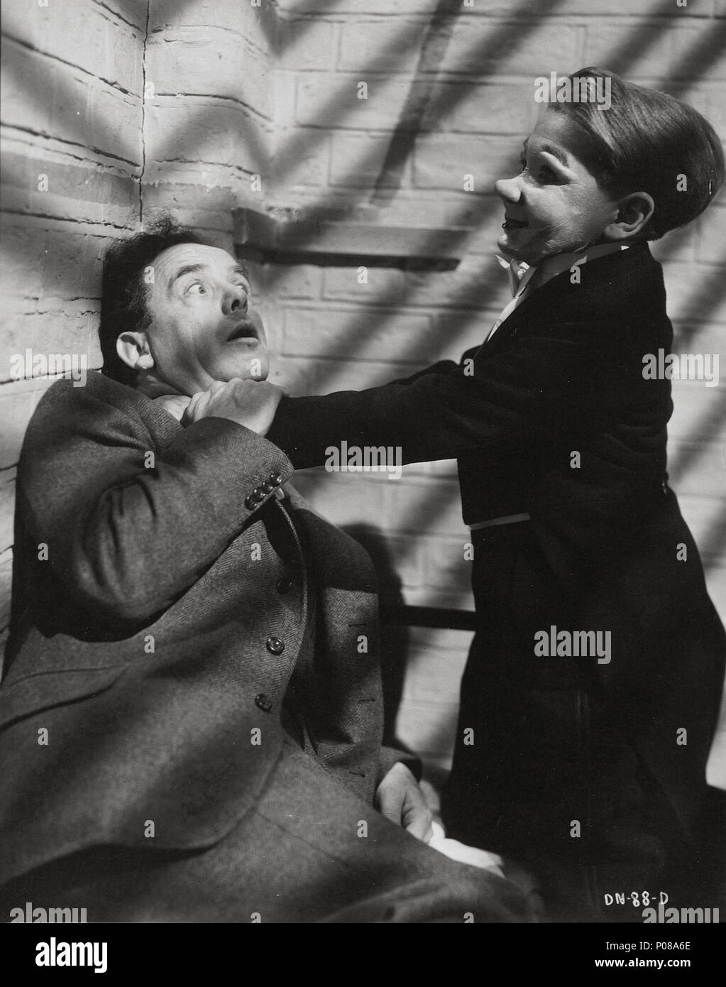 Original Film Title: DEAD OF NIGHT. English Title: DEAD OF NIGHT. Film ...