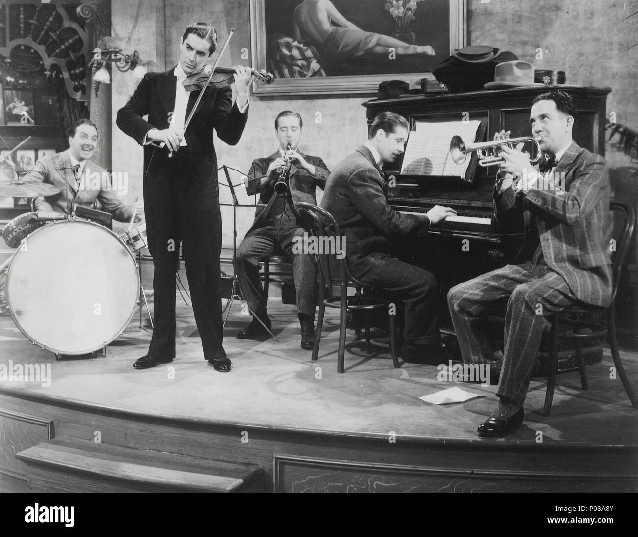 Ragtime musician hi-res stock photography and images - Alamy