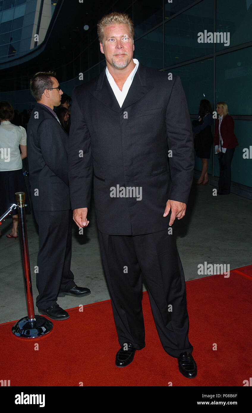 Kevin Nash arriving at The Punisher Premiere at the Arclight Cinerama ...