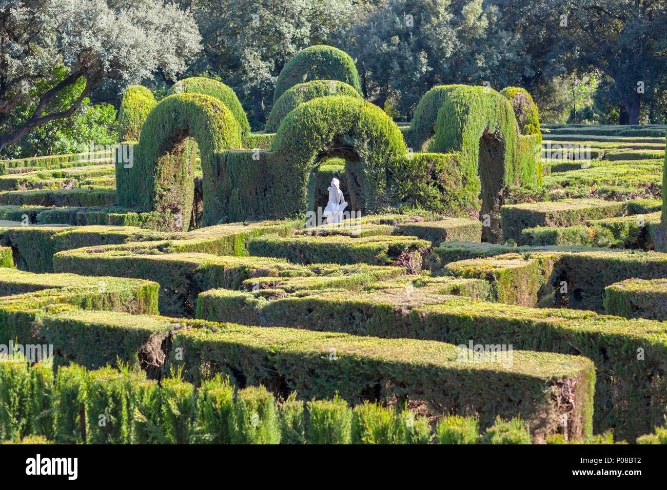 Labyrinth parc Horta, Parc laberint Horta oldest garden city, Barcelona ...