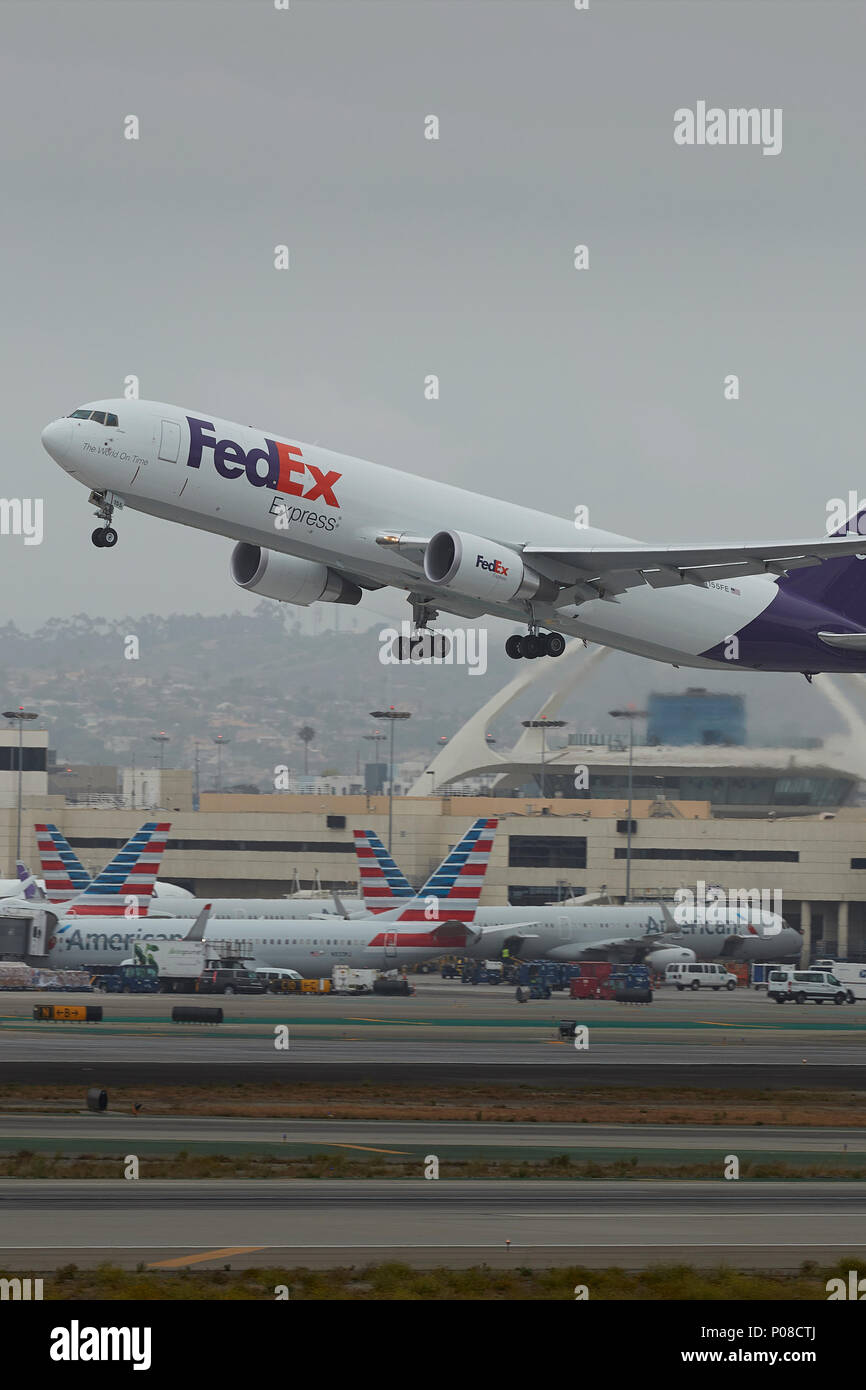 FedEx Express Boeing 767-300 Cargo Plane Taking Off From Los Angeles ...