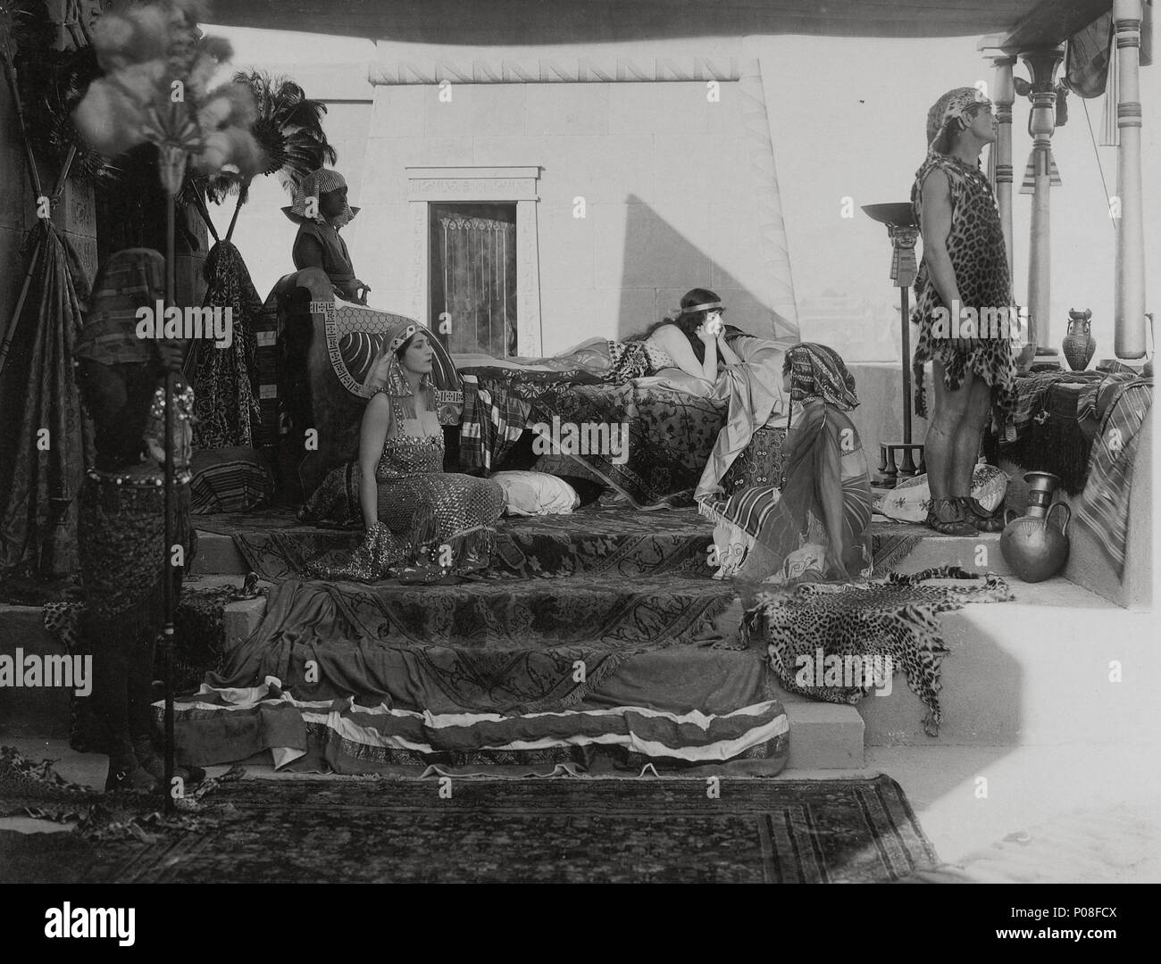 Original Film Title: CLEOPATRA. English Title: CLEOPATRA. Film Director: J. GORDON EDWARDS. Year ...