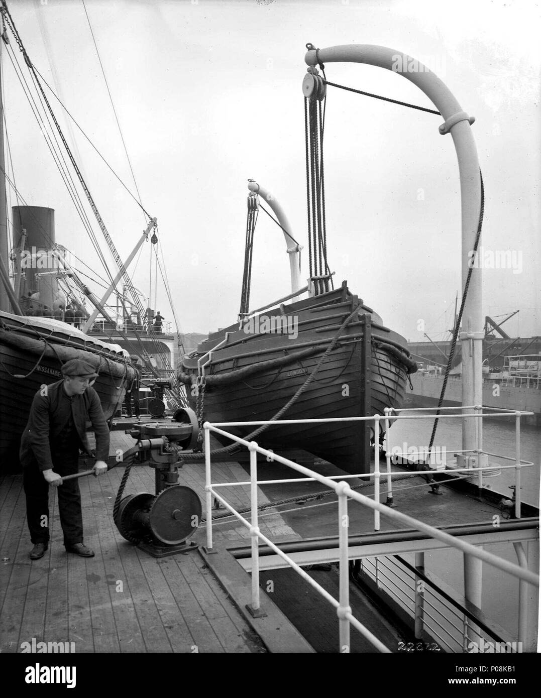 . English: Aft Boat Deck on the 'Missanabie' (1914) Deck view on the ...