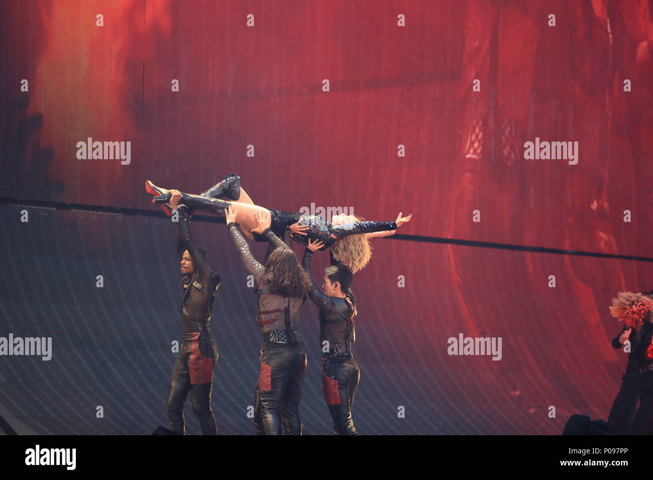 Taylor swift reputation tour hi-res stock photography and images - Alamy