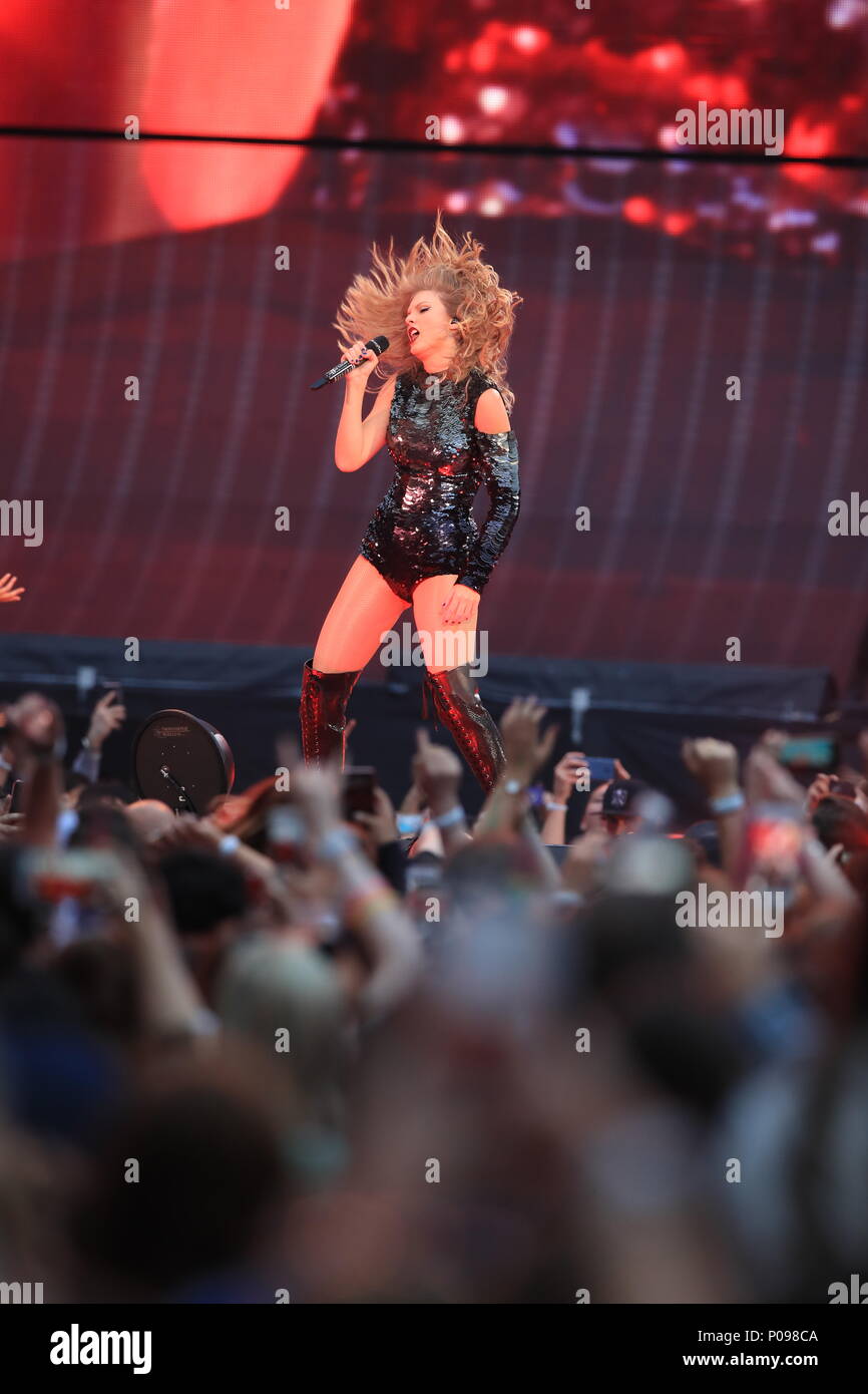 Taylor Swift on stage as she opens her Reputation stadium tour at the ...