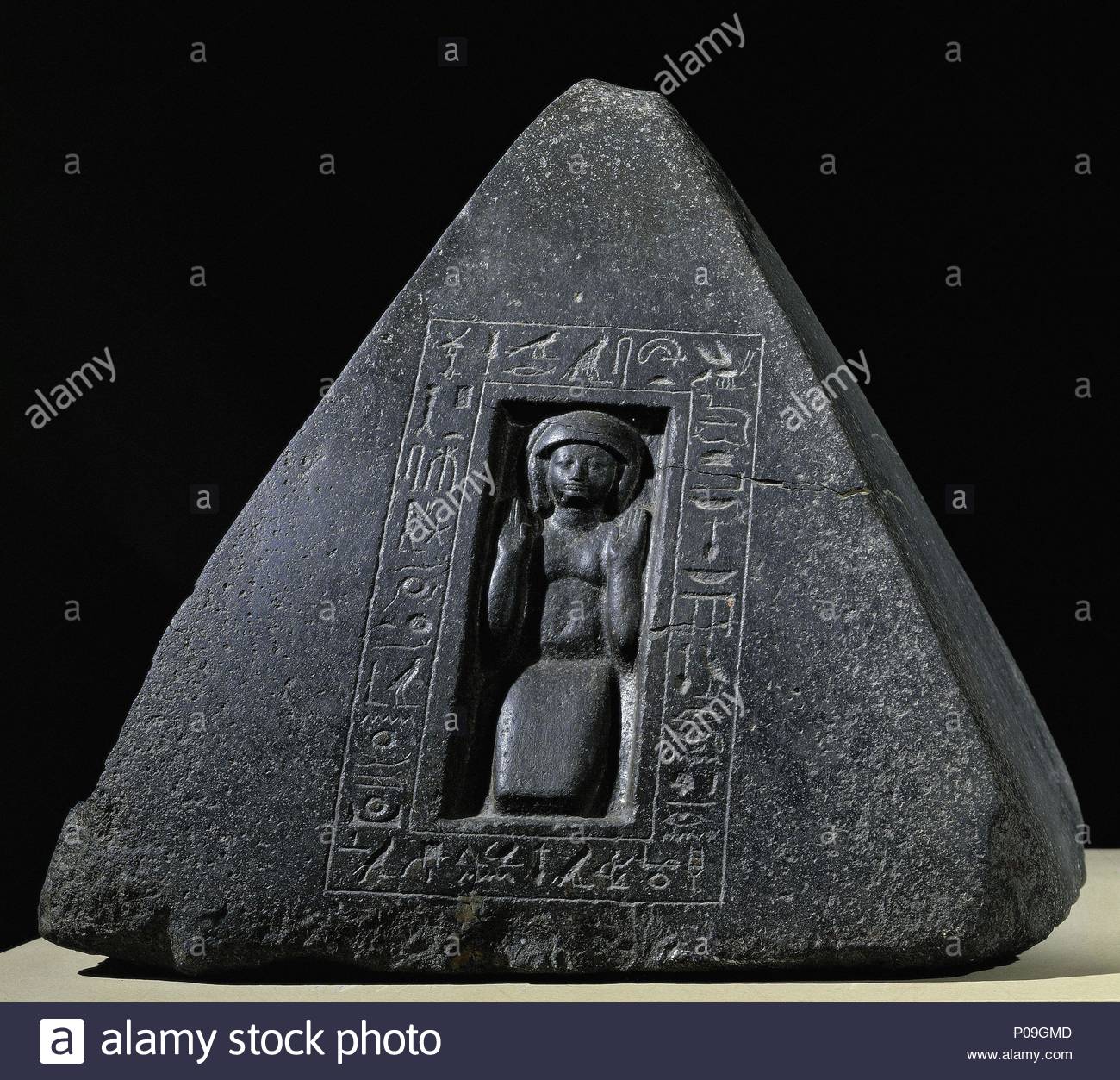 Egypt Museum Pyramidion Stock Photos & Egypt Museum Pyramidion Stock ...