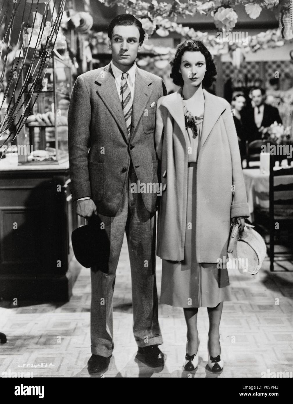 Original Film Title: 21 DAYS. English Title: 21 DAYS. Film Director ...