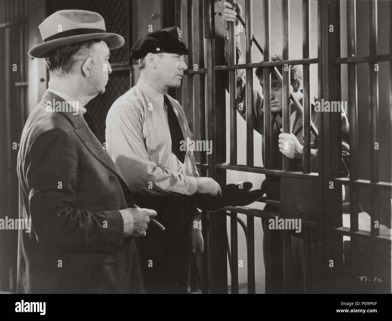 Original Film Title: 20,000 YEARS IN SING SING. English Title: 20,000 ...