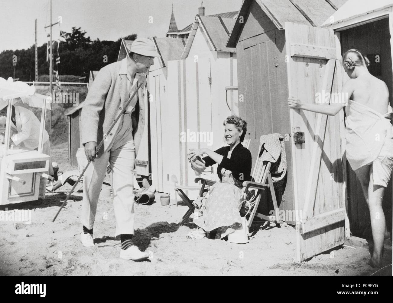Original Film Title: LES VACANCES DE MONSIEUR HULOT. English Title: MR ...
