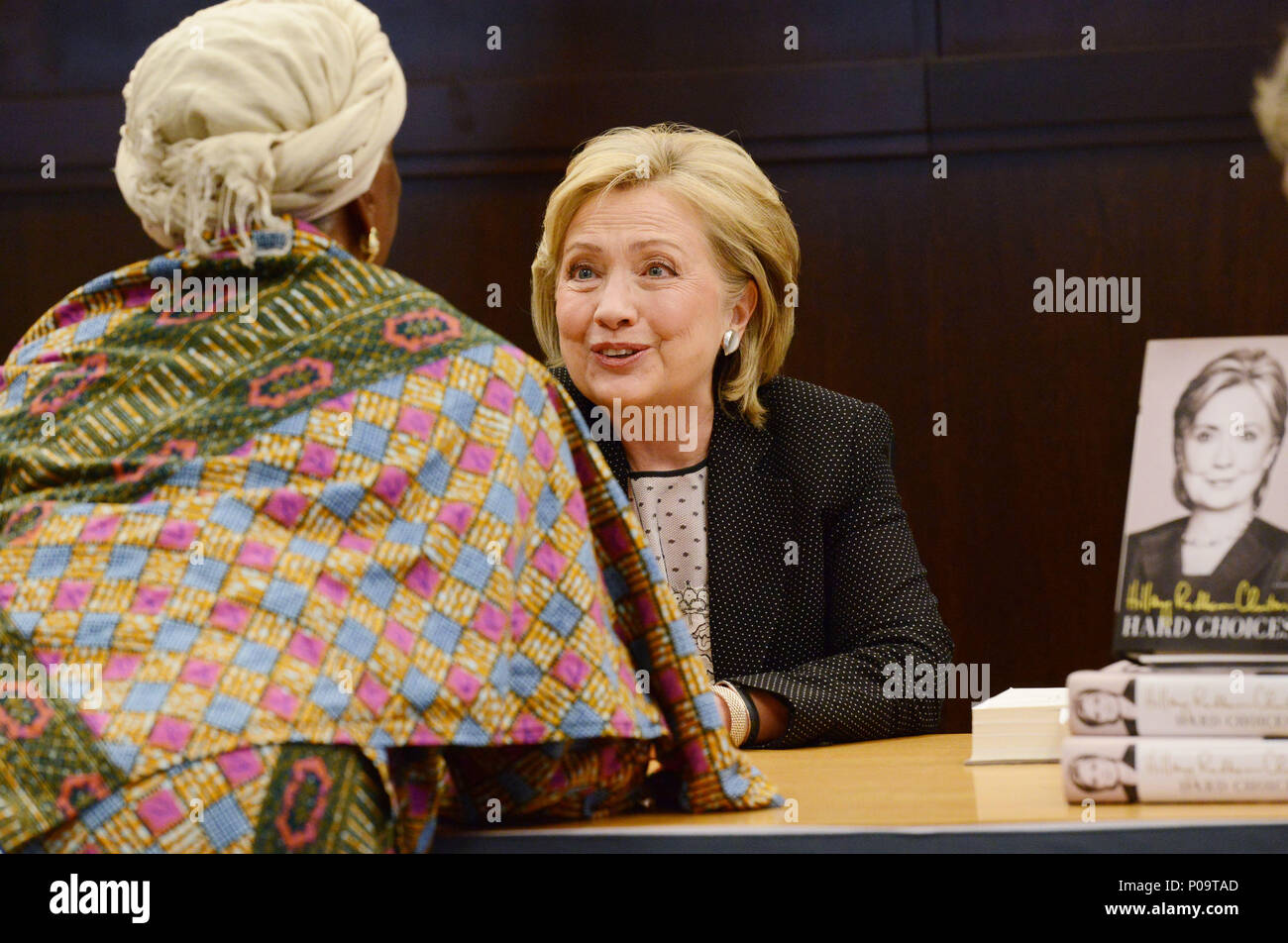 Hillary Clinton - Book Signing 010 at the Guardians of the Galaxy ...