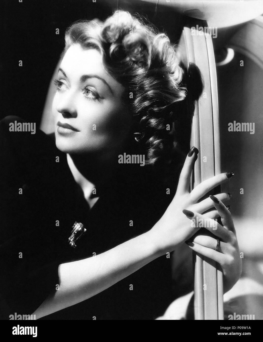 Constance bennett Black and White Stock Photos & Images - Alamy