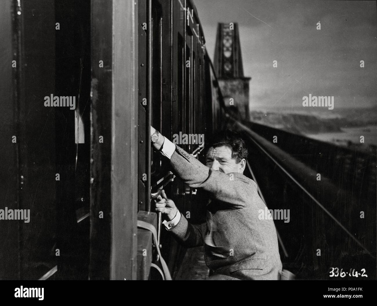 Thirty nine steps film still hi-res stock photography and images - Alamy