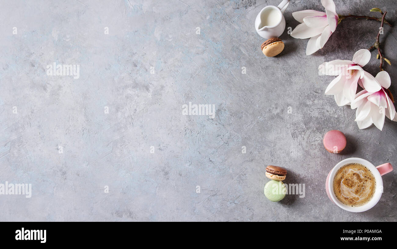 Coffee with spring flowers Stock Photo - Alamy