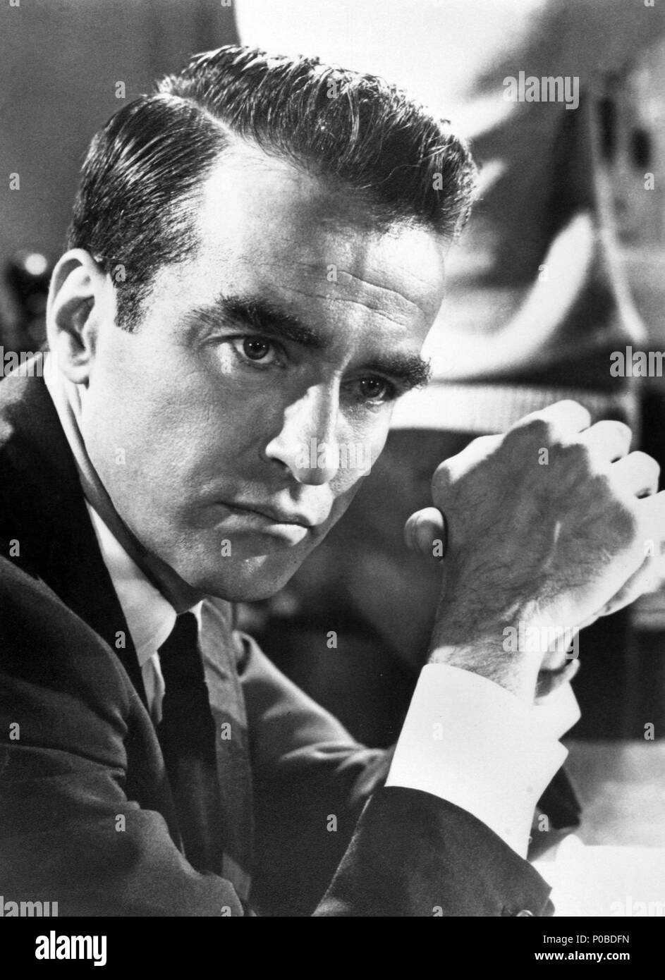 Montgomery clift portrait hi-res stock photography and images - Alamy