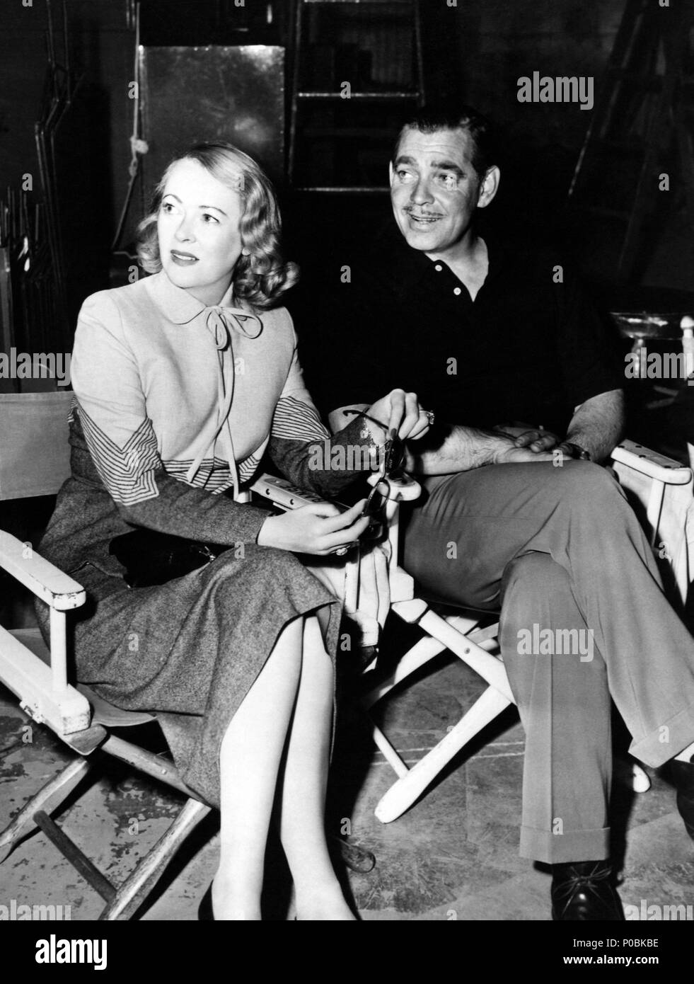 Clark gable on set Black and White Stock Photos & Images - Alamy