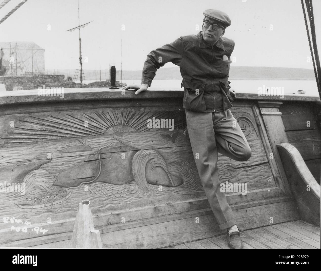John huston on the set hi-res stock photography and images - Alamy