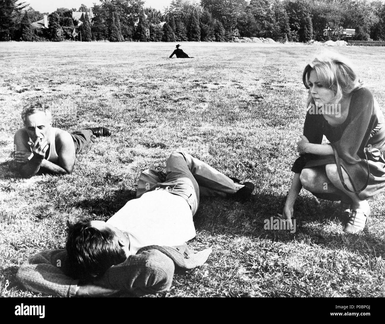 Arrangement 1969 kirk douglas faye hi-res stock photography and images ...