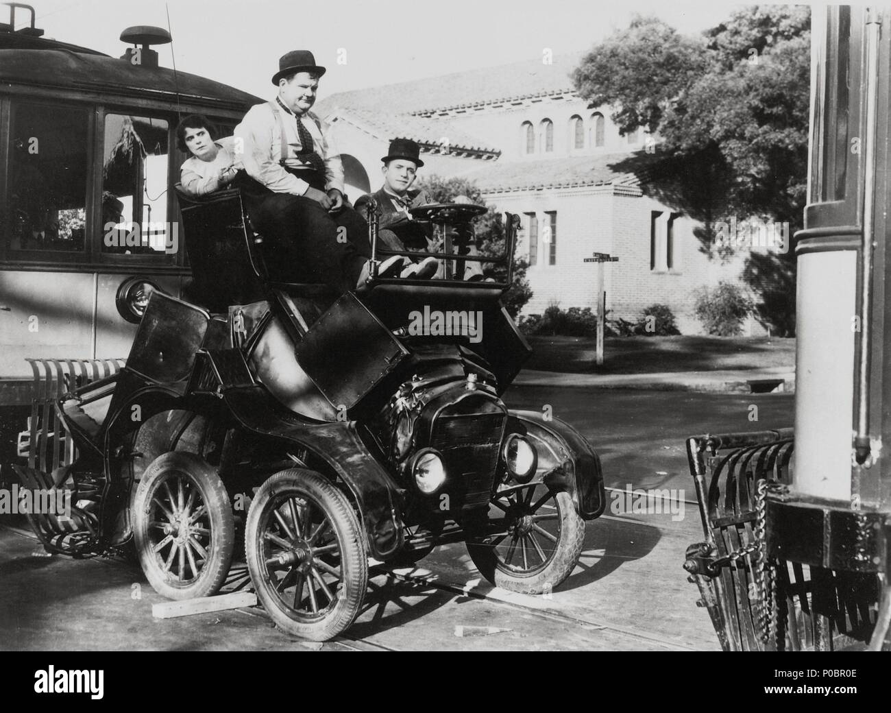 Laurel and hardy car hi-res stock photography and images - Alamy