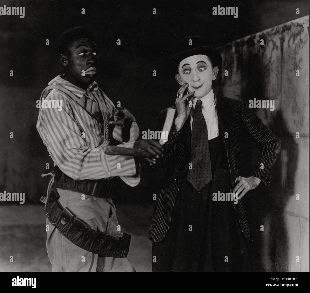 Larry semon hi-res stock photography and images - Alamy