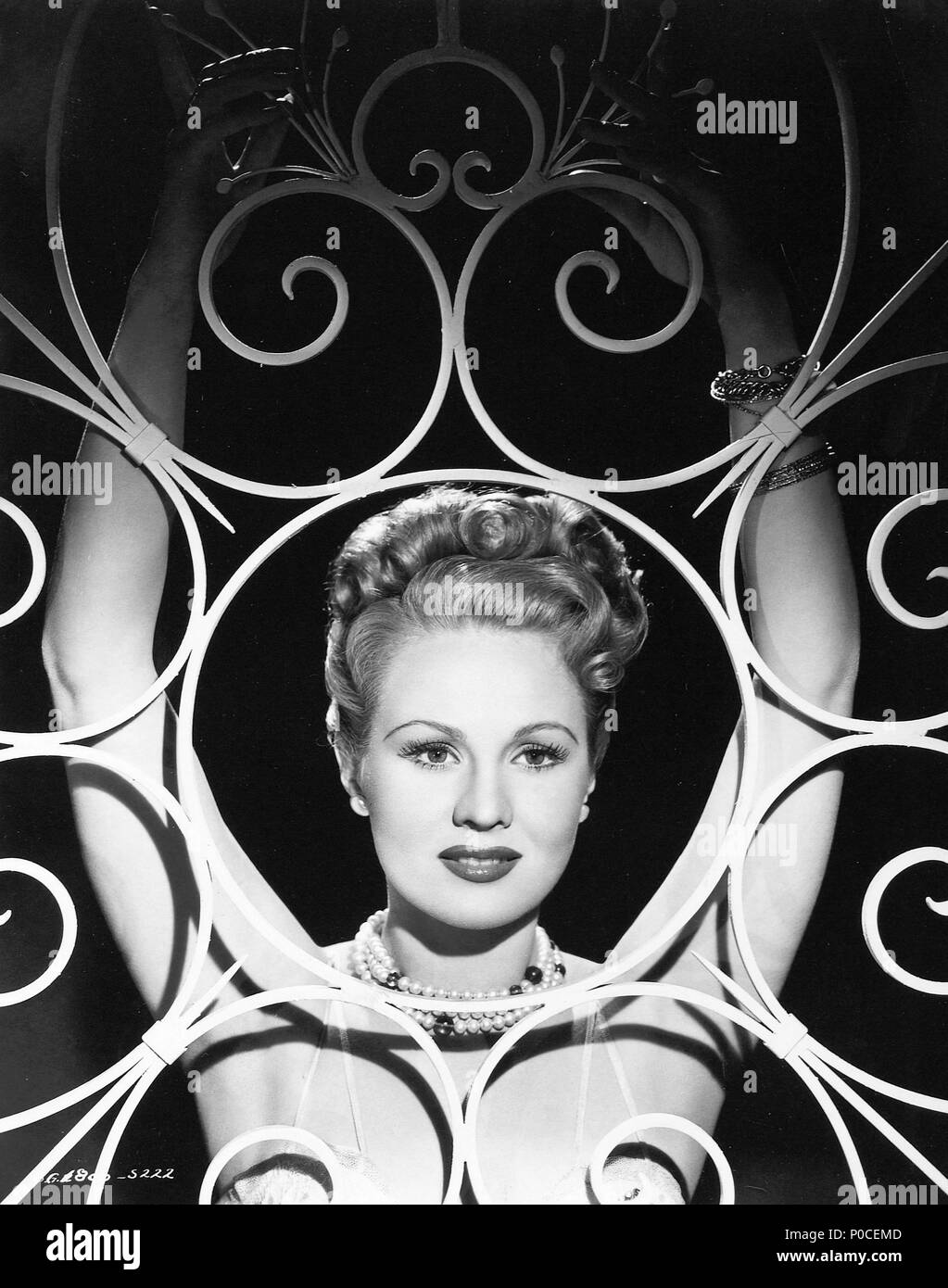 Stars: VIRGINIA MAYO Stock Photo - Alamy