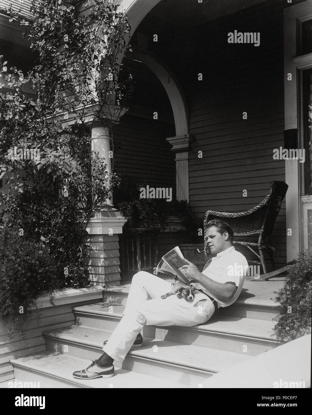 Harry mccoy hi-res stock photography and images - Alamy